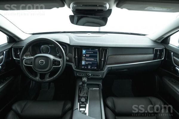 Melns Volvo V90 2020 Rīga, ar dzinēja tilpumu 2.00 L un nobraukumu 112 tūkst. km par 25900 €, foto 6 vietnē AUTOMOTO.COM.LV