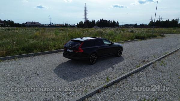 Melns Volvo V90 2020 Tartu, ar dzinēja tilpumu 2.00 L un nobraukumu 163 tūkst. km par 30400 €, foto 6 vietnē AUTOMOTO.COM.LV