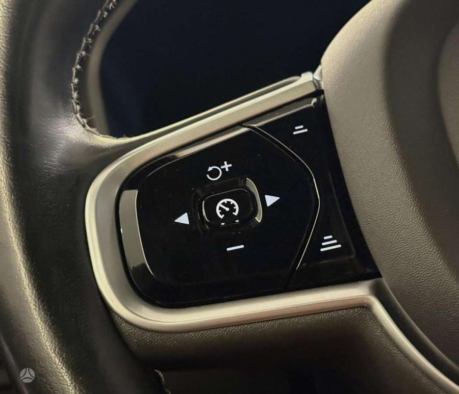 Melns Volvo V90 2020 Marijampole, ar dzinēja tilpumu 1.97 L un nobraukumu 211 tūkst. km par 22500 €, foto 12 vietnē AUTOMOTO.COM.LV