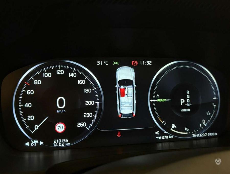 Melns Volvo V90 2020 Marijampole, ar dzinēja tilpumu 1.97 L un nobraukumu 211 tūkst. km par 22500 €, foto 13 vietnē AUTOMOTO.COM.LV