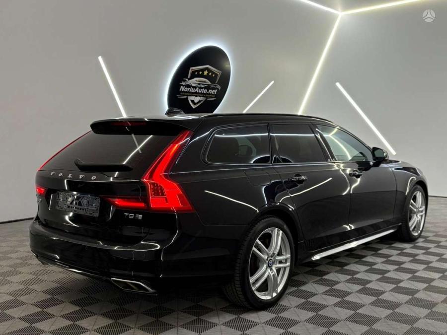 Melns Volvo V90 2020 Marijampole, ar dzinēja tilpumu 1.97 L un nobraukumu 211 tūkst. km par 22500 €, foto 33 vietnē AUTOMOTO.COM.LV