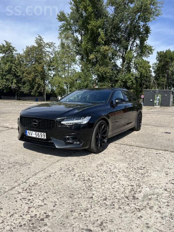 Черный Вольво В90 2020 в Елгава, объемом двигателя 2.00 л и пробегом 109 тыс. км за 27400 €, фото 3 на AUTOMOTO.COM.LV