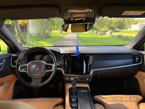 Black Volvo V90 2020 in Rakvere, with an engine capacity of 2.00 L and mileage of 203 thousand km for 24799 €, photo 14 on AUTOMOTO.COM.LV