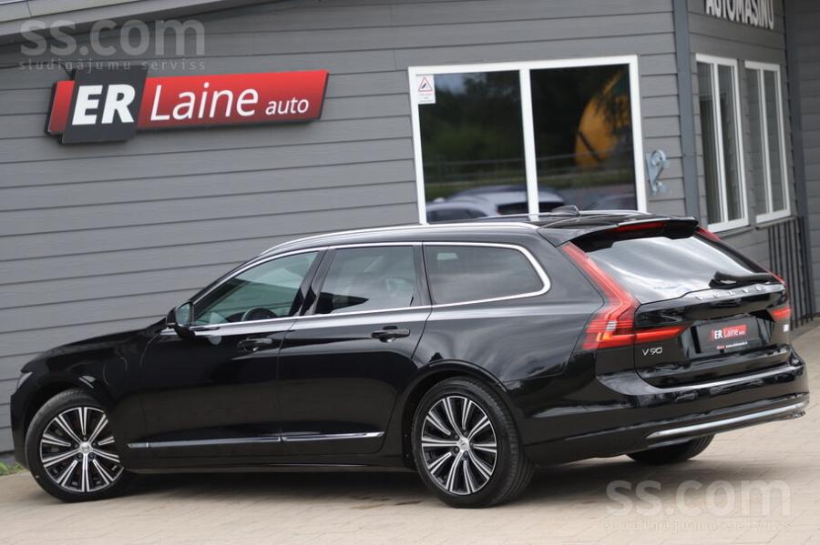 Melns Volvo V90 2021 Tukums, ar dzinēja tilpumu 2.00 L un nobraukumu 140 tūkst. km par 25000 €, foto 5 vietnē AUTOMOTO.COM.LV