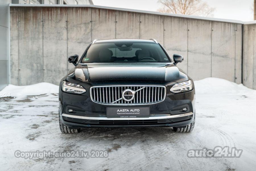 Melns Volvo V90 2021 Tartu, ar dzinēja tilpumu 2.00 L un nobraukumu 162 tūkst. km par 30900 €, foto 4 vietnē AUTOMOTO.COM.LV