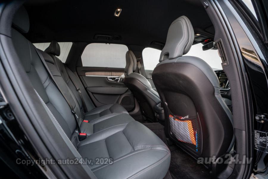 Melns Volvo V90 2021 Tartu, ar dzinēja tilpumu 2.00 L un nobraukumu 162 tūkst. km par 30900 €, foto 15 vietnē AUTOMOTO.COM.LV