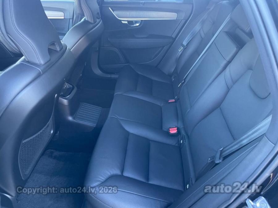 Melns Volvo V90 2021 Tartu, ar dzinēja tilpumu 2.00 L un nobraukumu 219 tūkst. km par 24990 €, foto 8 vietnē AUTOMOTO.COM.LV