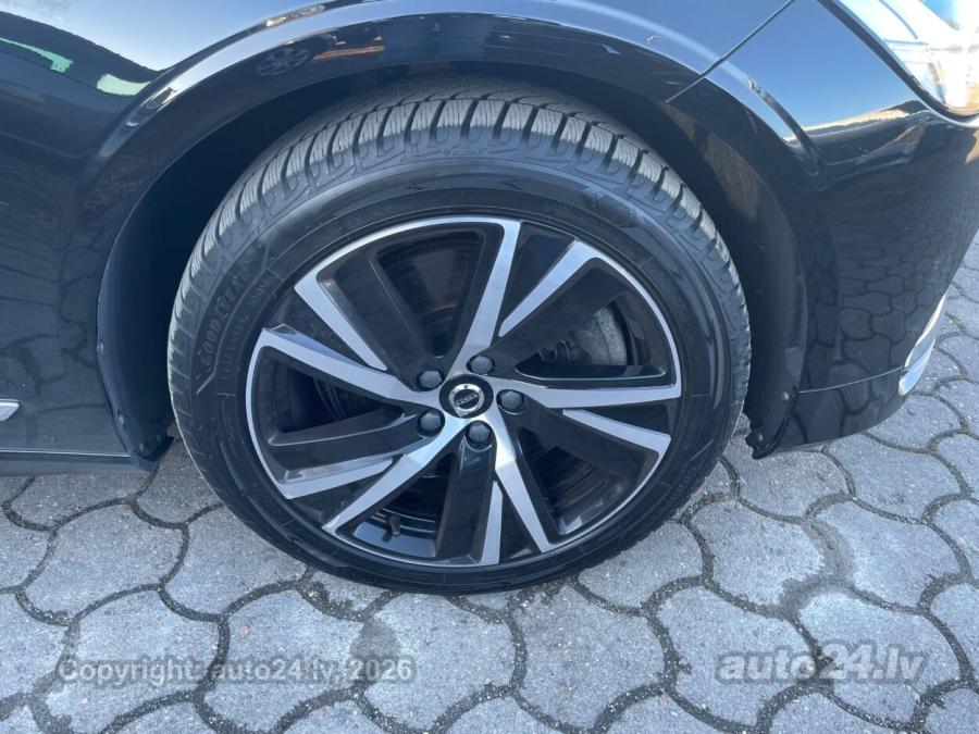Черный Вольво В90 2021 в Тарту, объемом двигателя 2.00 л и пробегом 219 тыс. км за 24990 €, фото 23 на AUTOMOTO.COM.LV