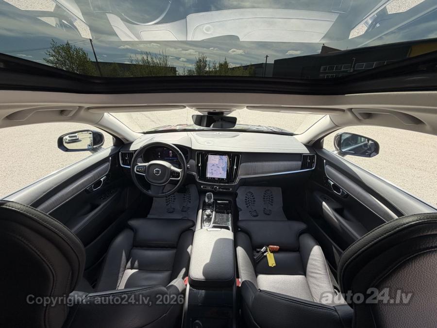 Melns Volvo V90 2021 Tartu, ar dzinēja tilpumu 2.00 L un nobraukumu 138 tūkst. km par 29999 €, foto 12 vietnē AUTOMOTO.COM.LV