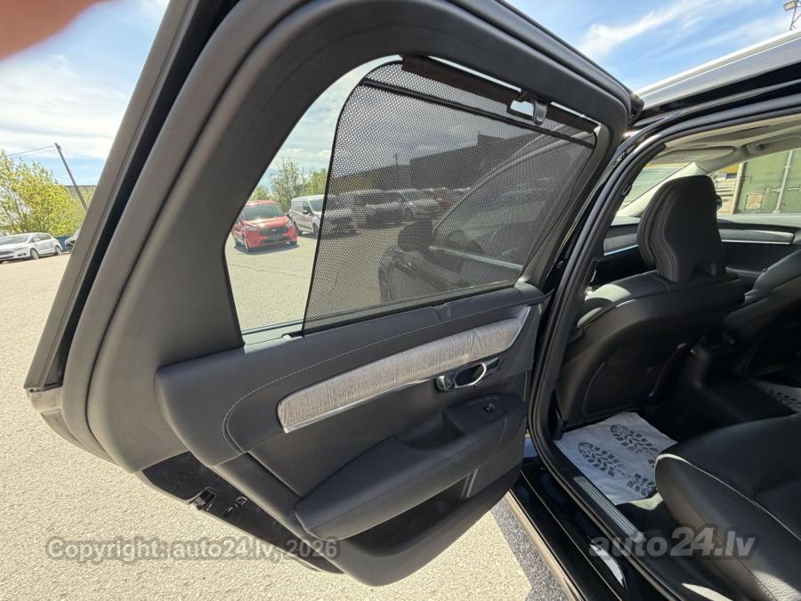 Melns Volvo V90 2021 Tartu, ar dzinēja tilpumu 2.00 L un nobraukumu 138 tūkst. km par 29999 €, foto 15 vietnē AUTOMOTO.COM.LV