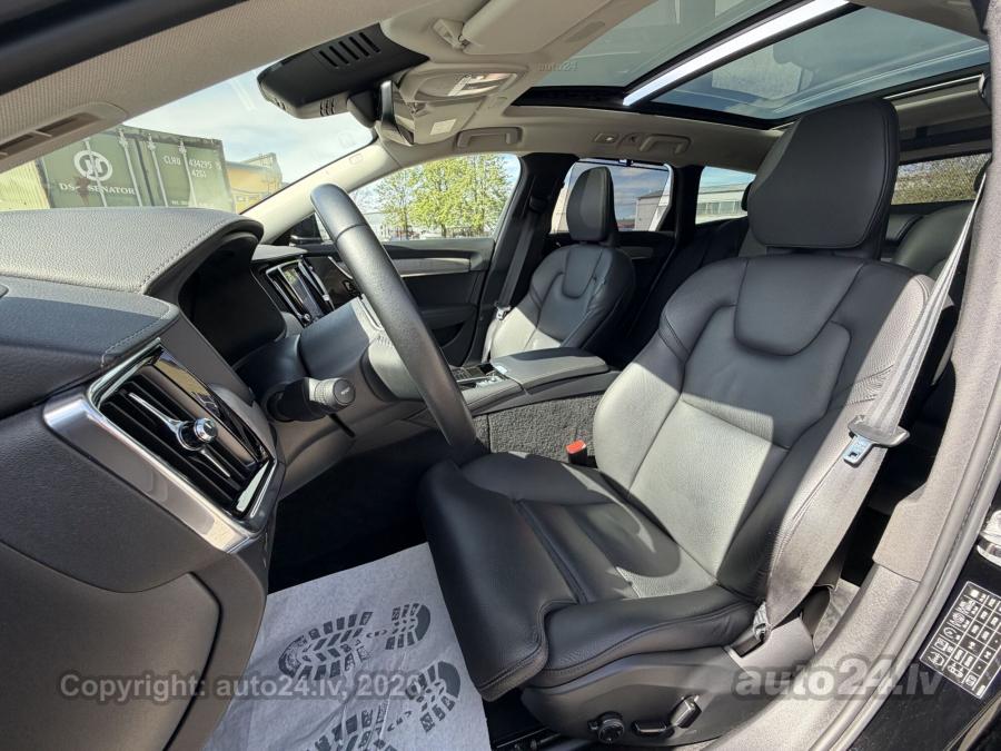 Melns Volvo V90 2021 Tartu, ar dzinēja tilpumu 2.00 L un nobraukumu 138 tūkst. km par 29999 €, foto 17 vietnē AUTOMOTO.COM.LV