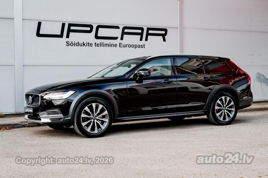 Melns Volvo V90 2021 Pērnava, ar dzinēja tilpumu 2.00 L un nobraukumu 150 tūkst. km par 28900 €, foto 4 vietnē AUTOMOTO.COM.LV