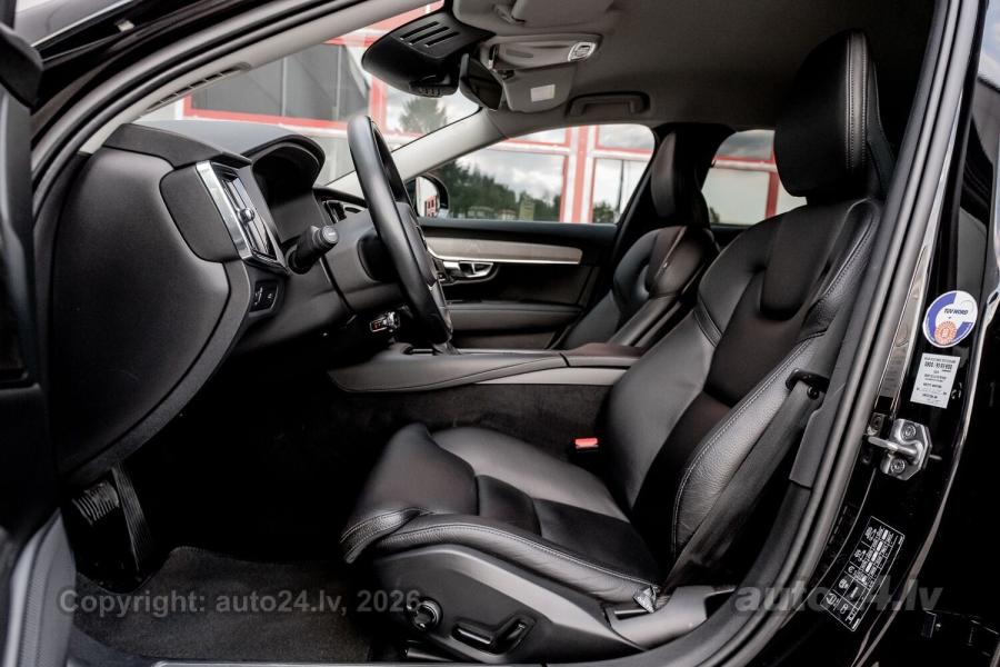 Melns Volvo V90 2021 Pērnava, ar dzinēja tilpumu 2.00 L un nobraukumu 150 tūkst. km par 28900 €, foto 12 vietnē AUTOMOTO.COM.LV