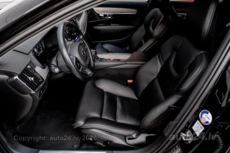 Melns Volvo V90 2021 Pērnava, ar dzinēja tilpumu 2.00 L un nobraukumu 150 tūkst. km par 28900 €, foto 13 vietnē AUTOMOTO.COM.LV