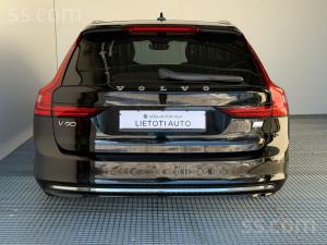 Melns Volvo V90 2021 Rīga, ar dzinēja tilpumu 2.00 L un nobraukumu 93 tūkst. km par 29990 €, foto 5 vietnē AUTOMOTO.COM.LV
