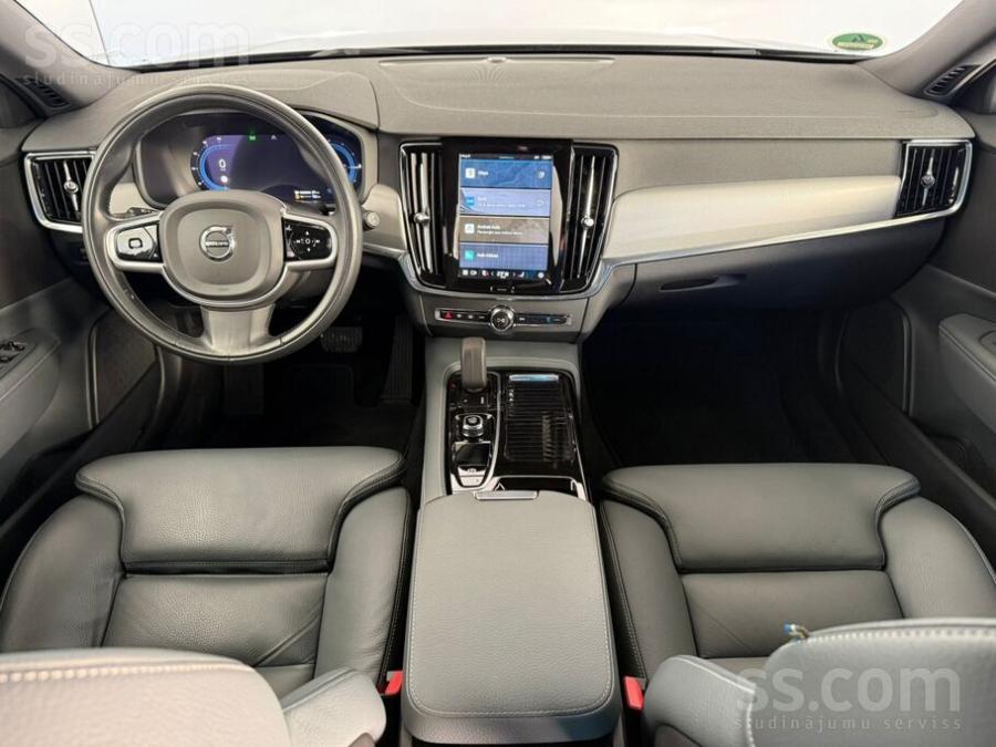 Melns Volvo V90 2021 Rīga, ar dzinēja tilpumu 2.00 L un nobraukumu 93 tūkst. km par 29990 €, foto 9 vietnē AUTOMOTO.COM.LV