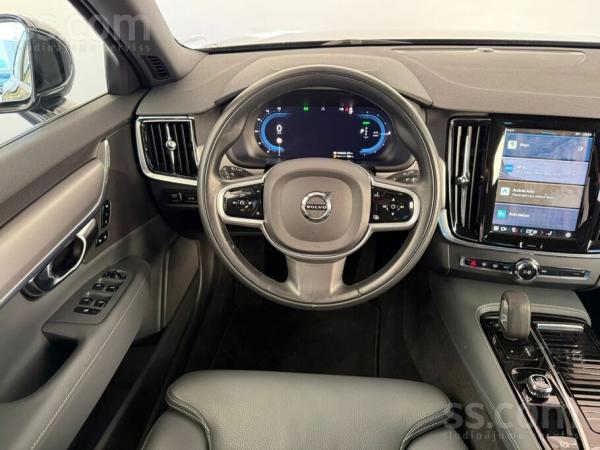 Melns Volvo V90 2021 Rīga, ar dzinēja tilpumu 2.00 L un nobraukumu 93 tūkst. km par 29990 €, foto 9 vietnē AUTOMOTO.COM.LV