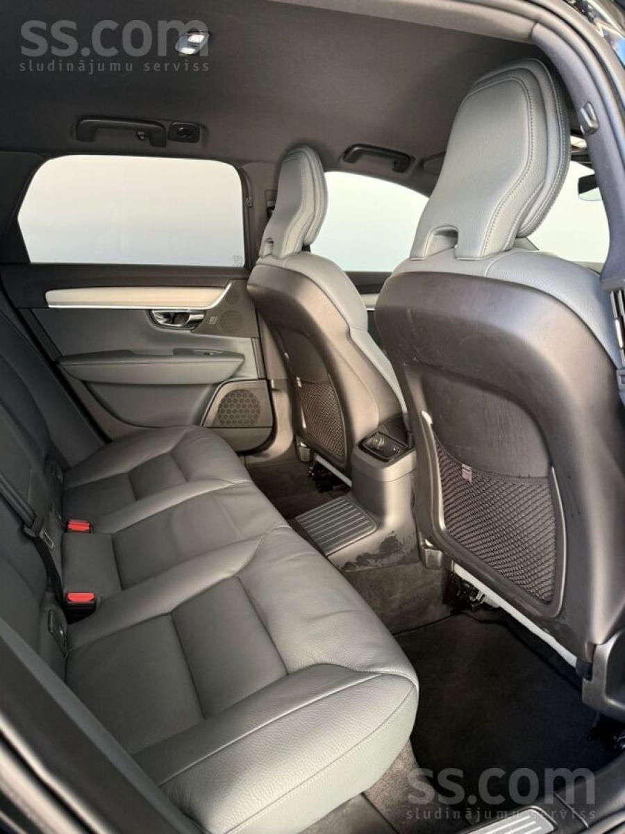 Melns Volvo V90 2021 Rīga, ar dzinēja tilpumu 2.00 L un nobraukumu 93 tūkst. km par 29990 €, foto 20 vietnē AUTOMOTO.COM.LV