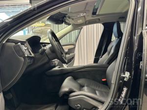 Black Volvo V90 2021 in Riga, with an engine capacity of 2.00 L and mileage of 107 thousand km for 26990 €, photo 9 on AUTOMOTO.COM.LV