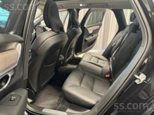 Black Volvo V90 2021 in Riga, with an engine capacity of 2.00 L and mileage of 107 thousand km for 26990 €, photo 20 on AUTOMOTO.COM.LV