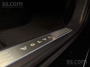 Black Volvo V90 2021 in Riga, with an engine capacity of 2.00 L and mileage of 107 thousand km for 26990 €, photo 23 on AUTOMOTO.COM.LV