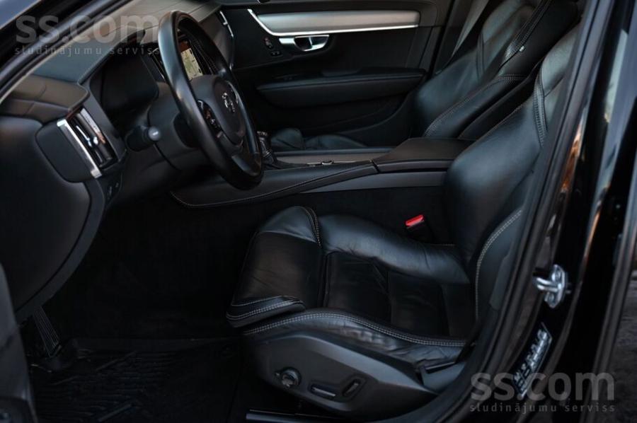 Melns Volvo V90 2021 Jelgava, ar dzinēja tilpumu 2.00 L un nobraukumu 166 tūkst. km par 20499 €, foto 13 vietnē AUTOMOTO.COM.LV