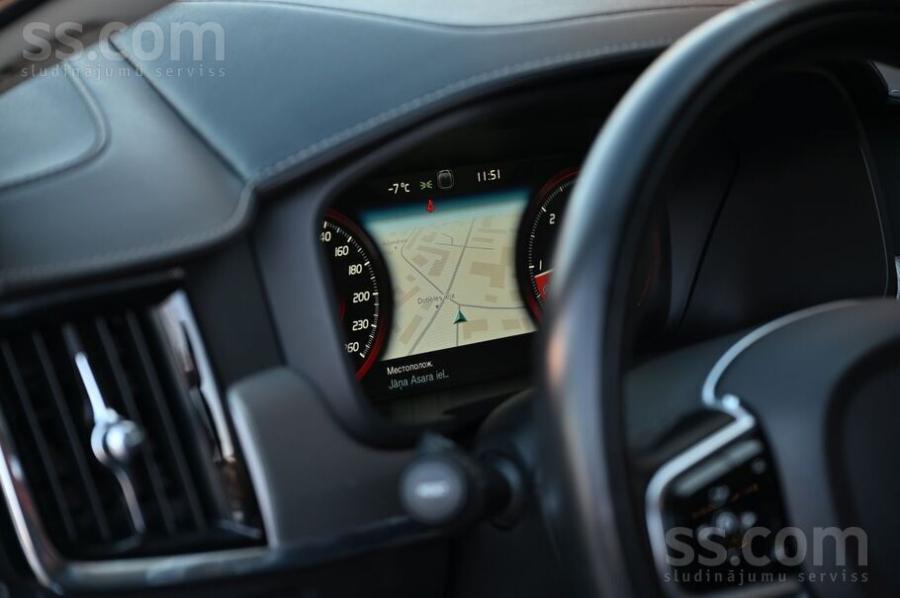 Melns Volvo V90 2021 Jelgava, ar dzinēja tilpumu 2.00 L un nobraukumu 166 tūkst. km par 20499 €, foto 14 vietnē AUTOMOTO.COM.LV