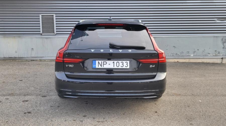 Melns Volvo V90 2021 Rīga, ar dzinēja tilpumu 2.00 L un nobraukumu 63 tūkst. km par 28000 €, foto 11 vietnē AUTOMOTO.COM.LV