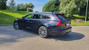 Melns Volvo V90 2021 Rīga, ar dzinēja tilpumu 2.00 L un nobraukumu 63 tūkst. km par 28000 €, foto 18 vietnē AUTOMOTO.COM.LV