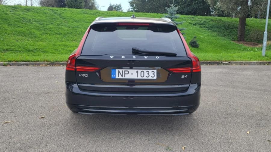 Melns Volvo V90 2021 Rīga, ar dzinēja tilpumu 2.00 L un nobraukumu 63 tūkst. km par 28000 €, foto 19 vietnē AUTOMOTO.COM.LV