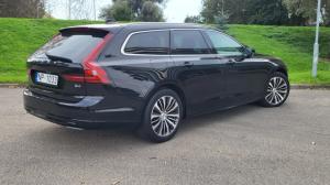 Melns Volvo V90 2021 Rīga, ar dzinēja tilpumu 2.00 L un nobraukumu 63 tūkst. km par 28000 €, foto 21 vietnē AUTOMOTO.COM.LV
