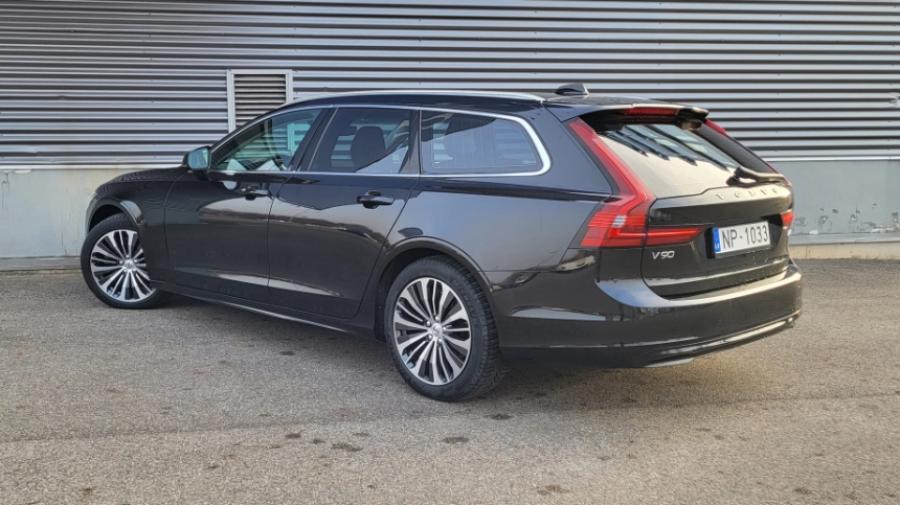 Melns Volvo V90 2021 Rīga, ar dzinēja tilpumu 2.00 L un nobraukumu 63 tūkst. km par 28000 €, foto 24 vietnē AUTOMOTO.COM.LV