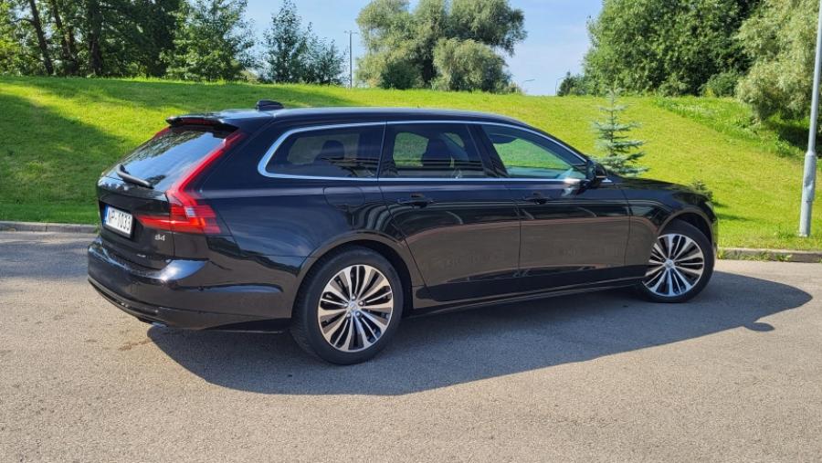 Melns Volvo V90 2021 Rīga, ar dzinēja tilpumu 2.00 L un nobraukumu 63 tūkst. km par 28000 €, foto 26 vietnē AUTOMOTO.COM.LV