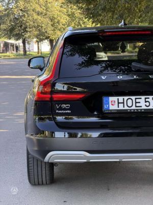 Melns Volvo V90 2021 Viļņa, ar dzinēja tilpumu 1.97 L un nobraukumu 117 tūkst. km par 27500 €, foto 7 vietnē AUTOMOTO.COM.LV