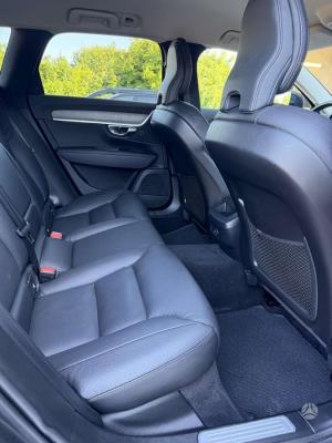 Melns Volvo V90 2021 Viļņa, ar dzinēja tilpumu 1.97 L un nobraukumu 117 tūkst. km par 27500 €, foto 27 vietnē AUTOMOTO.COM.LV
