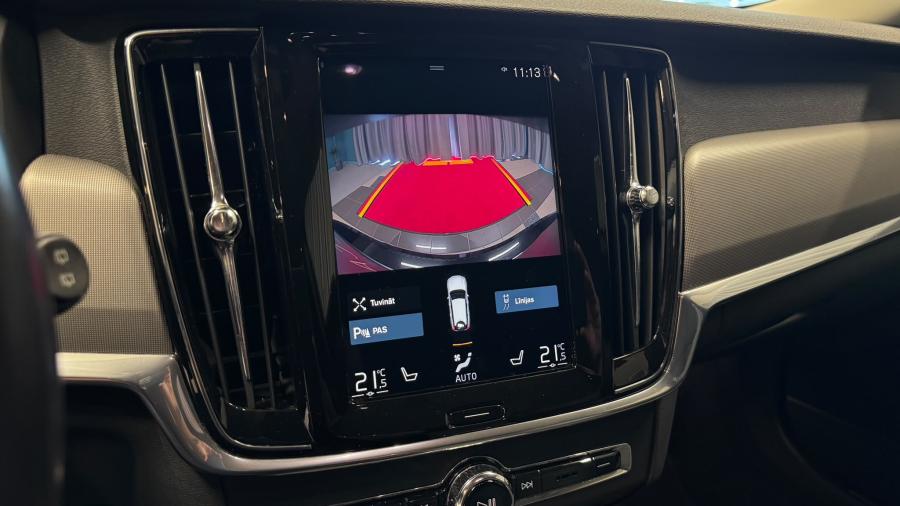 Melns Volvo V90 2021 Rīga, ar dzinēja tilpumu 2.00 L un nobraukumu 70 tūkst. km par 25490 €, foto 13 vietnē AUTOMOTO.COM.LV