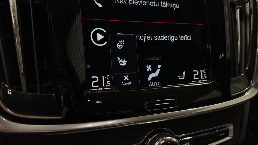 Melns Volvo V90 2021 Rīga, ar dzinēja tilpumu 2.00 L un nobraukumu 70 tūkst. km par 25490 €, foto 16 vietnē AUTOMOTO.COM.LV