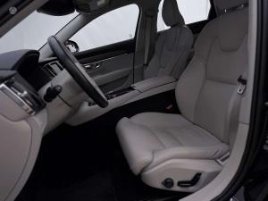 Melns Volvo V90 2021 Viļņa, ar dzinēja tilpumu 1.97 L un nobraukumu 177 tūkst. km par 25990 €, foto 11 vietnē AUTOMOTO.COM.LV