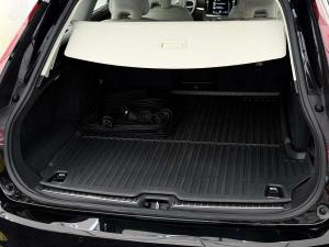 Melns Volvo V90 2021 Viļņa, ar dzinēja tilpumu 1.97 L un nobraukumu 177 tūkst. km par 25990 €, foto 13 vietnē AUTOMOTO.COM.LV