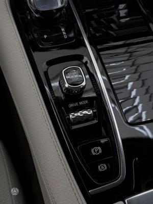 Melns Volvo V90 2021 Viļņa, ar dzinēja tilpumu 1.97 L un nobraukumu 177 tūkst. km par 25990 €, foto 26 vietnē AUTOMOTO.COM.LV