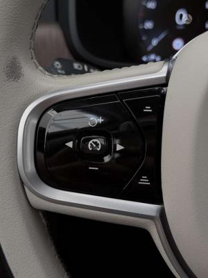 Melns Volvo V90 2021 Viļņa, ar dzinēja tilpumu 1.97 L un nobraukumu 177 tūkst. km par 25990 €, foto 34 vietnē AUTOMOTO.COM.LV