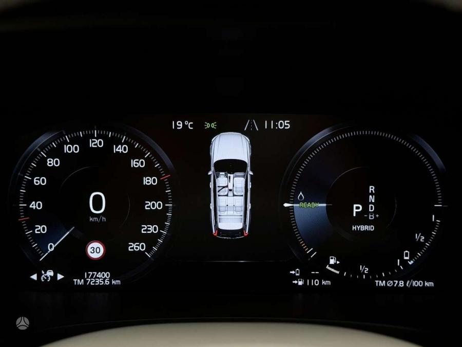 Black Volvo V90 2021 in Vilnius, with an engine capacity of 1.97 L and mileage of 177 thousand km for 25990 €, photo 68 on AUTOMOTO.COM.LV