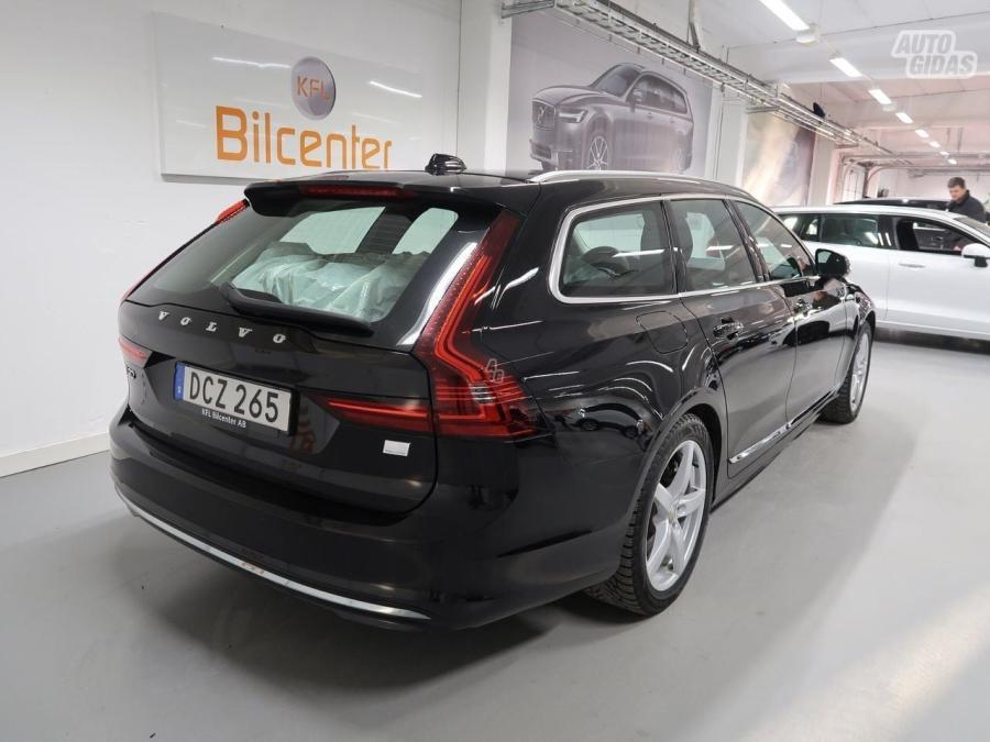 Melns Volvo V90 2022 Kauņa, ar dzinēja tilpumu 0.00 L un nobraukumu 84 tūkst. km par 37169 €, foto 7 vietnē AUTOMOTO.COM.LV