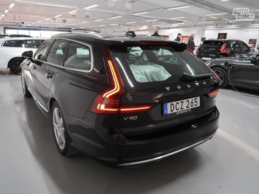 Melns Volvo V90 2022 Kauņa, ar dzinēja tilpumu 0.00 L un nobraukumu 84 tūkst. km par 37169 €, foto 9 vietnē AUTOMOTO.COM.LV