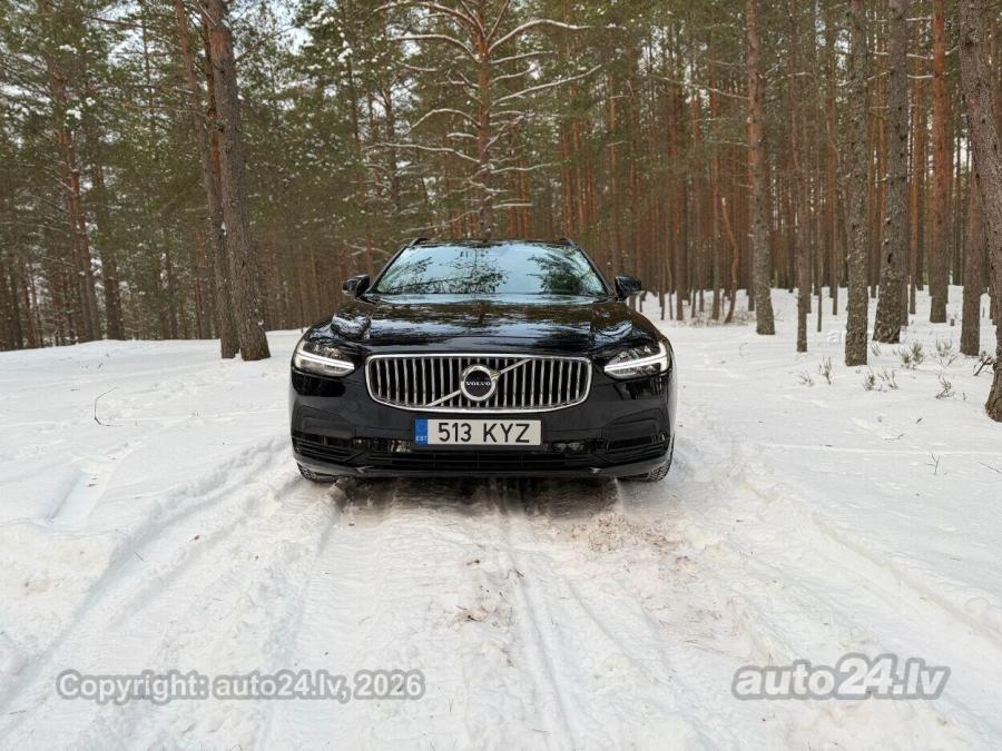 Black Volvo V90 2022 in Johvi, with an engine capacity of 2.00 L and mileage of 93 thousand km for 28500 €, photo 1 on AUTOMOTO.COM.LV