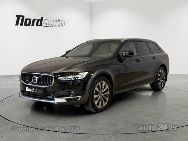 Melns Volvo V90 2022 Tallina, ar dzinēja tilpumu 2.00 L un nobraukumu 85 tūkst. km par 37900 €, foto 1 vietnē AUTOMOTO.COM.LV