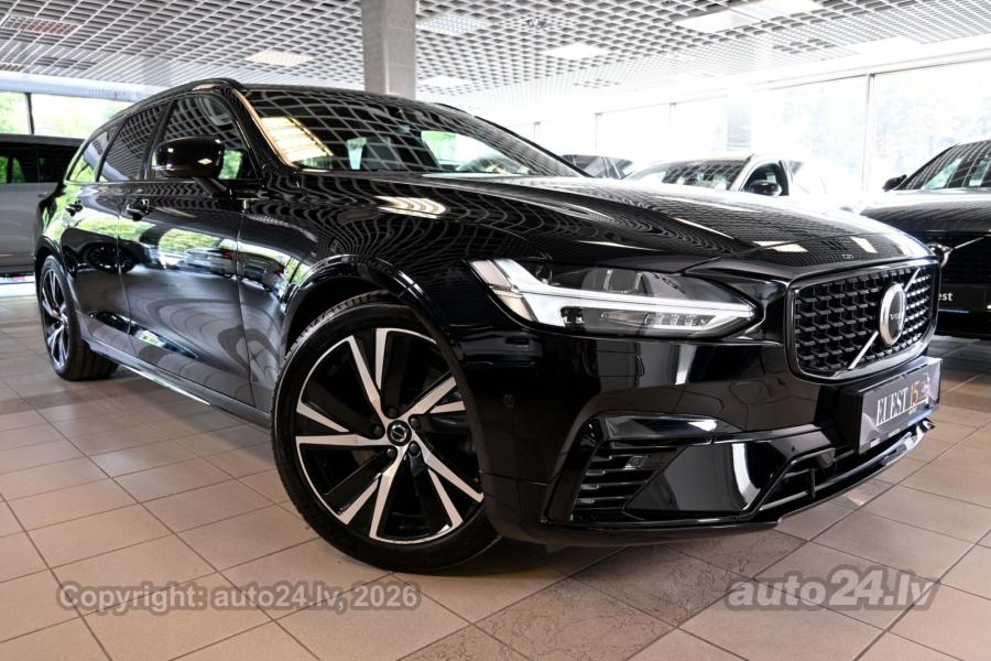 Melns Volvo V90 2022 Tallina, ar dzinēja tilpumu 2.00 L un nobraukumu 140 tūkst. km par 32990 €, foto 1 vietnē AUTOMOTO.COM.LV