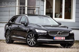 Melns Volvo V90 2022 Tukums, ar dzinēja tilpumu 2.00 L un nobraukumu 194 tūkst. km par 22800 €, foto 3 vietnē AUTOMOTO.COM.LV
