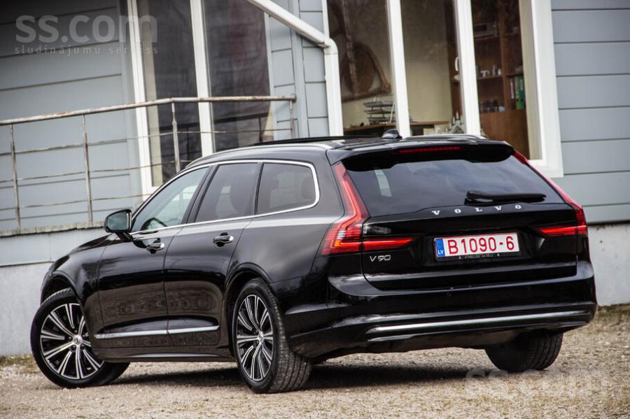 Melns Volvo V90 2022 Tukums, ar dzinēja tilpumu 2.00 L un nobraukumu 194 tūkst. km par 22800 €, foto 5 vietnē AUTOMOTO.COM.LV