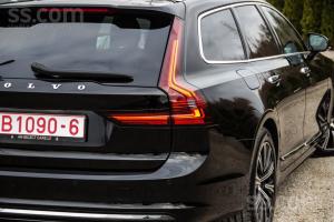 Melns Volvo V90 2022 Tukums, ar dzinēja tilpumu 2.00 L un nobraukumu 194 tūkst. km par 22800 €, foto 8 vietnē AUTOMOTO.COM.LV
